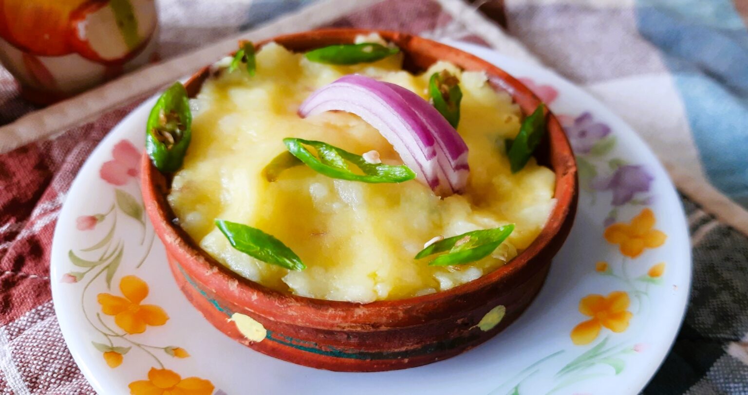 Alu Bhate – Bengali Mashed Potatoes | Alu Makha - Seasonal Flavours