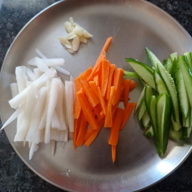 Pickled Vegetables Sweet and Spicy | Crunchy Refrigerator Pickles ...