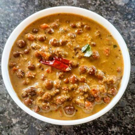 Kadala Curry With Chickpeas | Kerala Kadala Kari - Seasonal Flavours