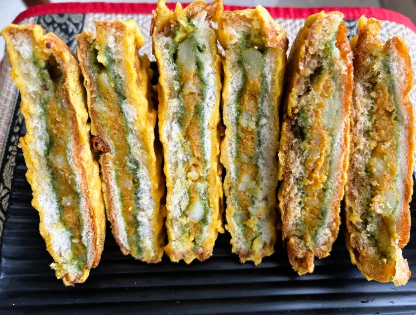 Bread Pakora With Potato Filling – Street-Style Aloo Stuffed Pakora ...